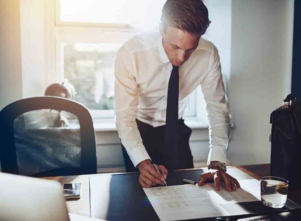 30 Subtle Signs Your Husband Is Cheating — Best Life