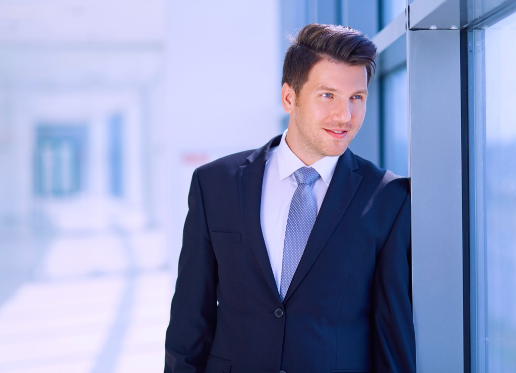 The Art of Choosing a Perfect LinkedIn Profile Picture — Best Life