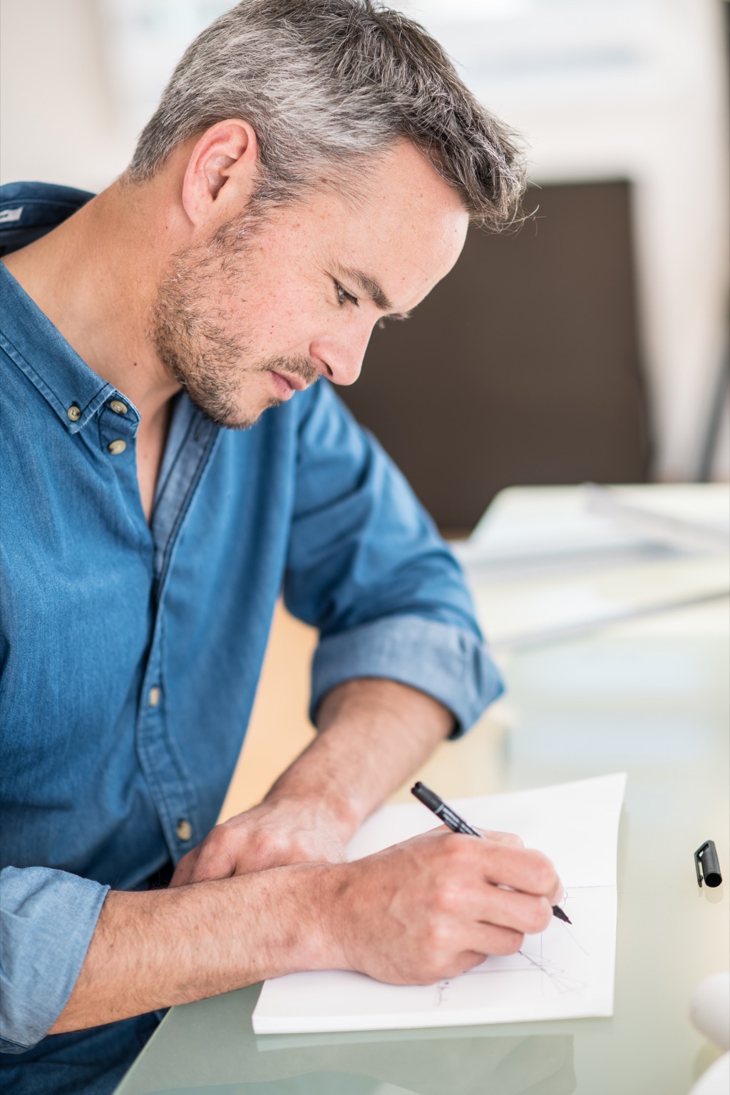 The 6 Keys for Nailing Perfect Silver Fox Hair — Best Life