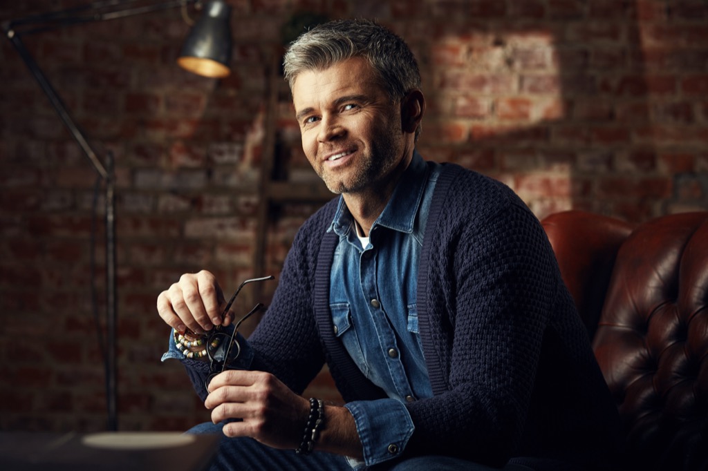 The 6 Keys for Nailing Perfect Silver Fox Hair — Best Life