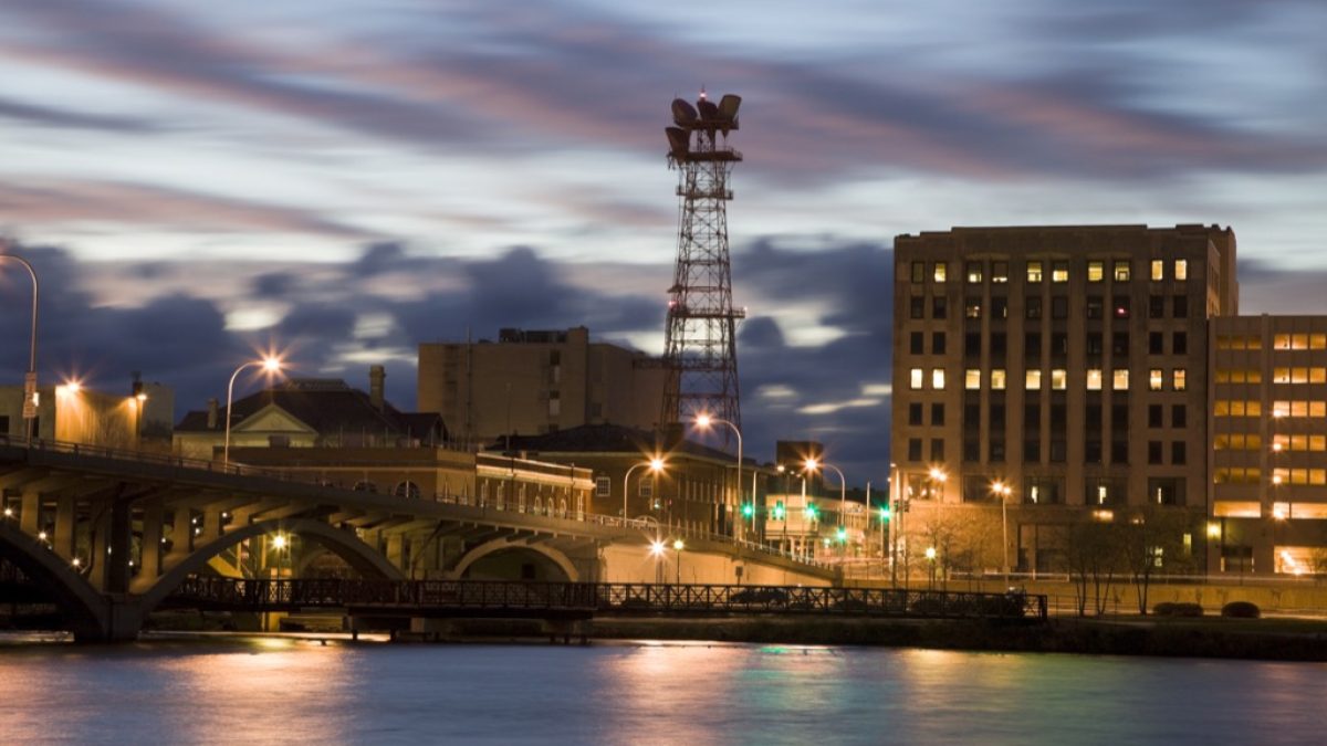 The 25 U.S. Cities with the Worst Drinking Water | Best Life