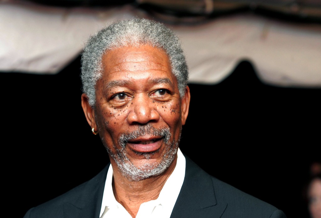 The 42 Most Famous Left-Handed Celebrities in History