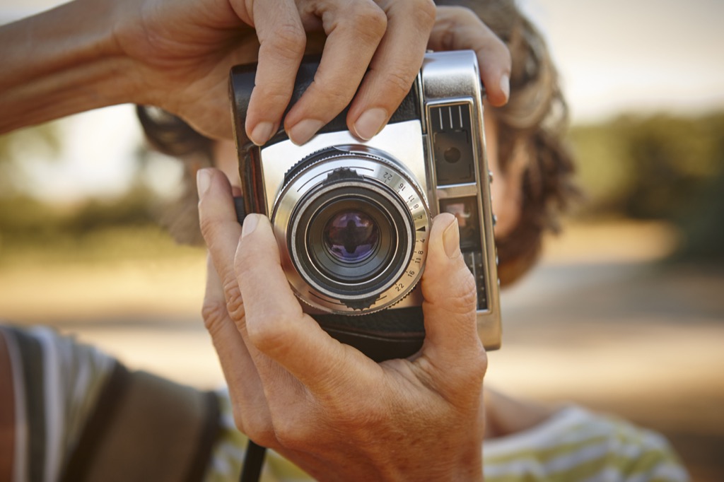 40 Common Older People Habits That Young People Just Don't Understand ...