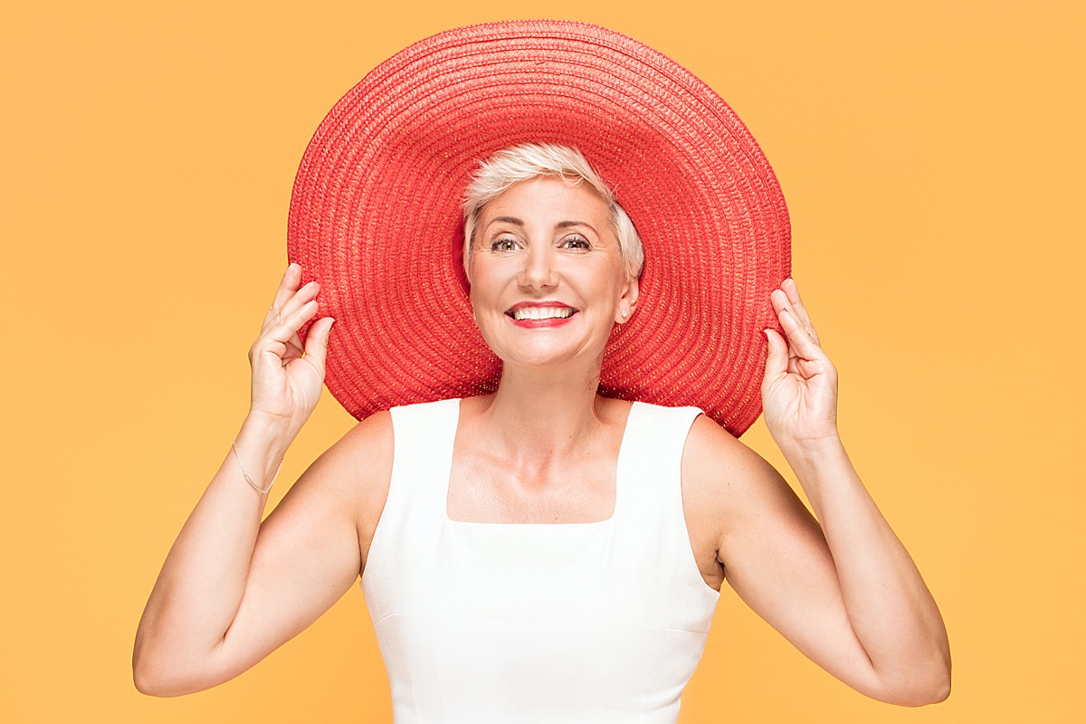 5 Tips for Wearing Hats If You're Over 60, According to Stylists — Best ...