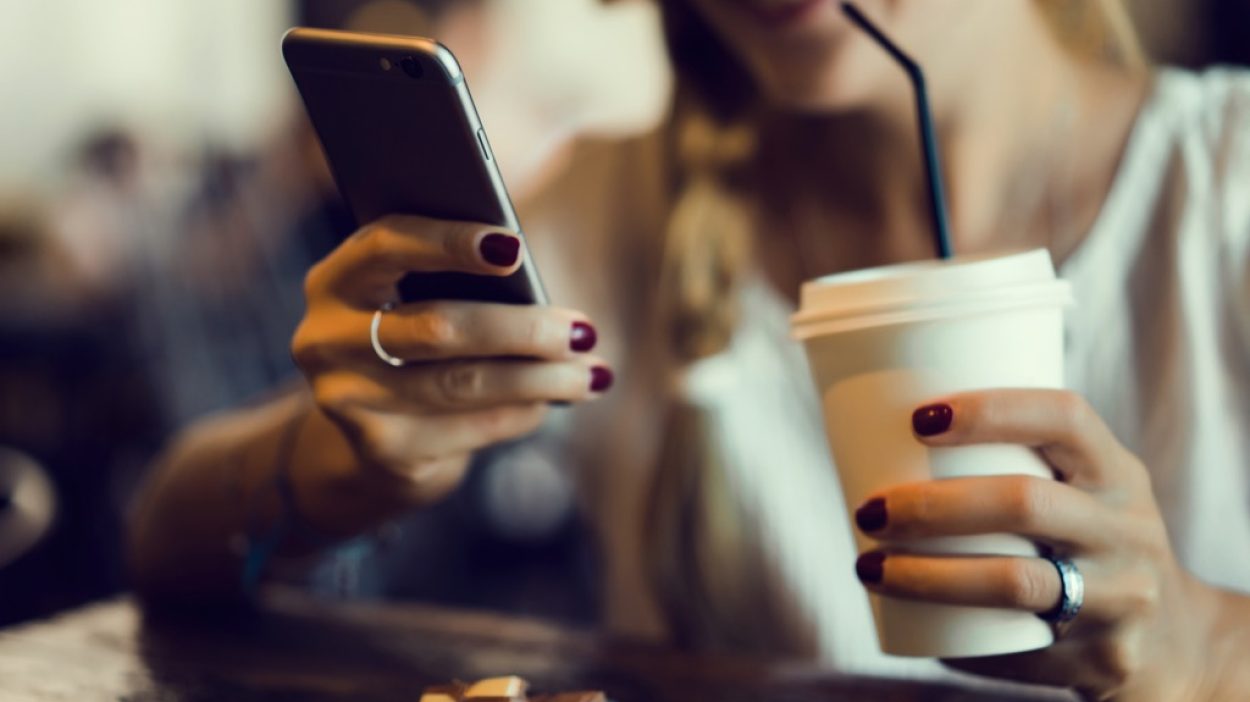 50 Amazing Jokes You Can Text to Friends