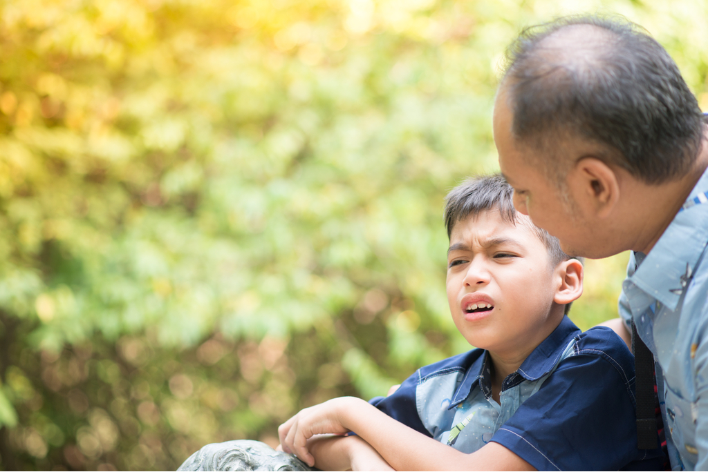 23 Biggest Parenting Mistakes, According to Child Psychotherapists ...