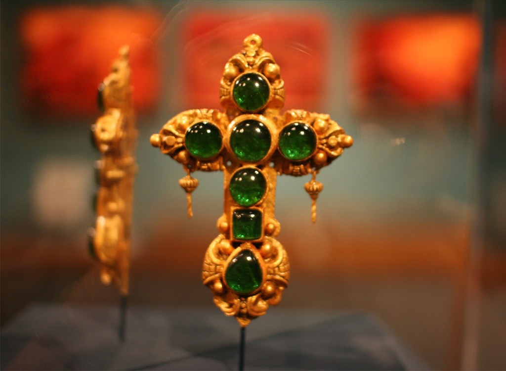 33 Missing Treasures Experts Say Are Real