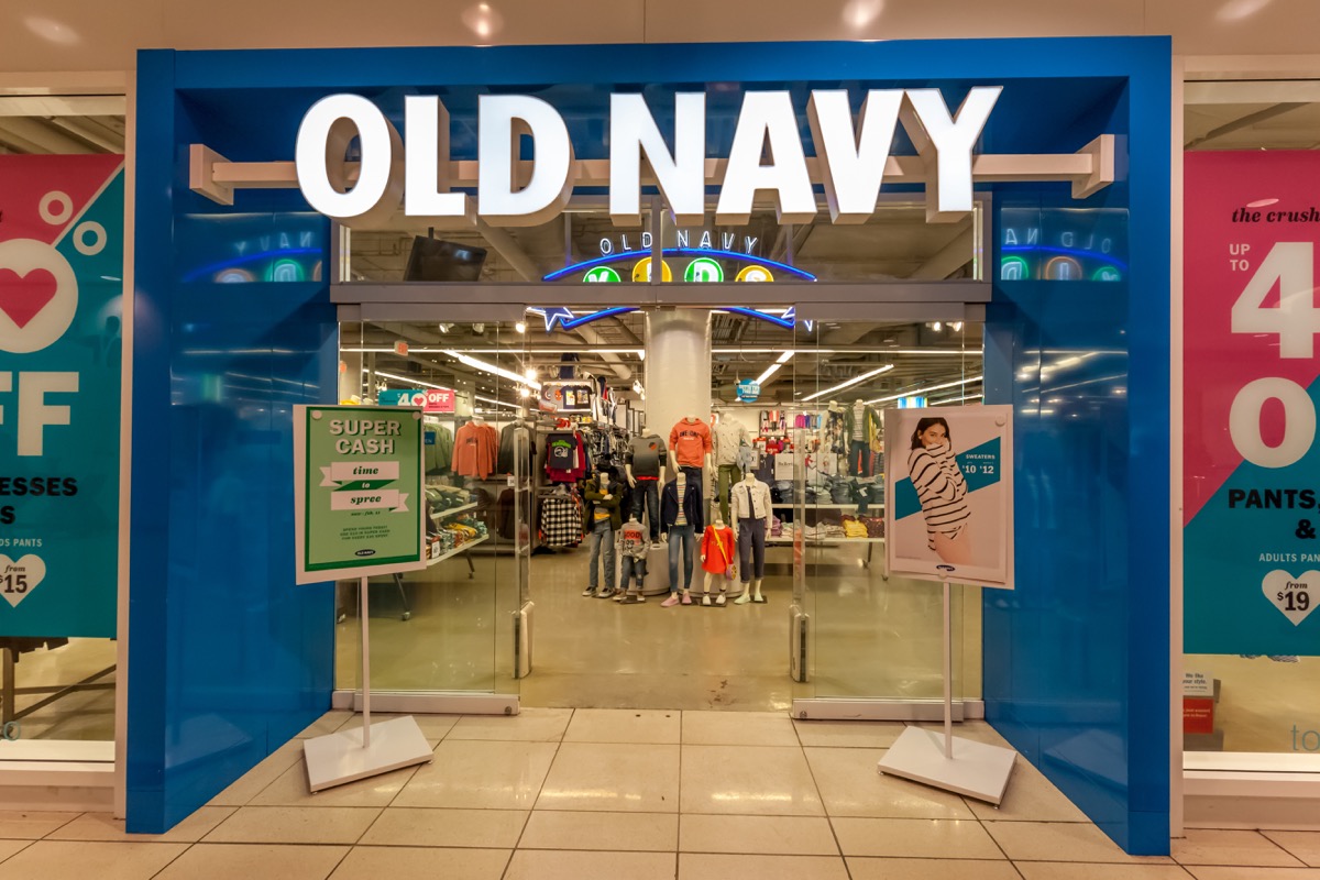 17 Ways Retail Store Layouts Are Designed to Trick You — Best Life