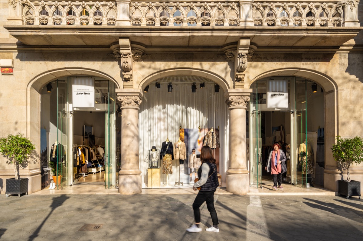 17 Stores That Will Give You Discounts for Bringing in Old Stuff — Best ...
