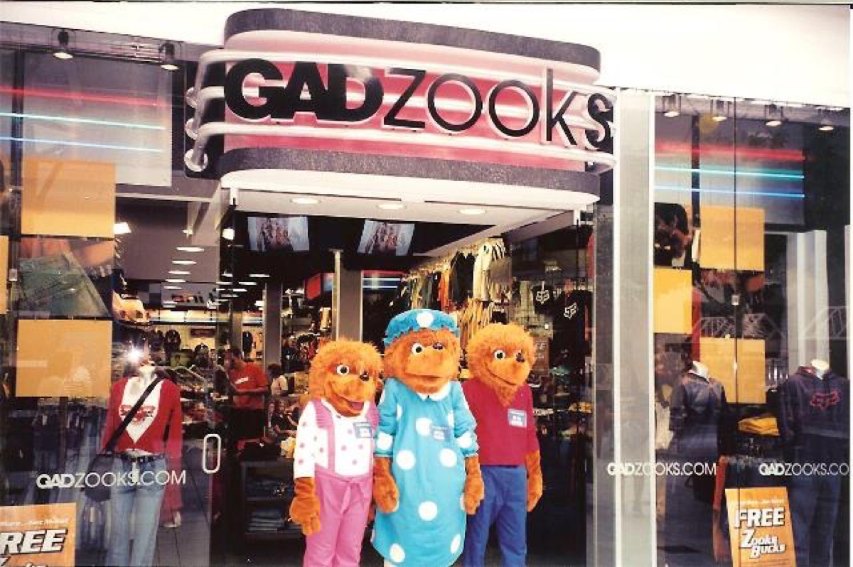 These Are the Beloved '90s Stores That No Longer Exist — Best Life