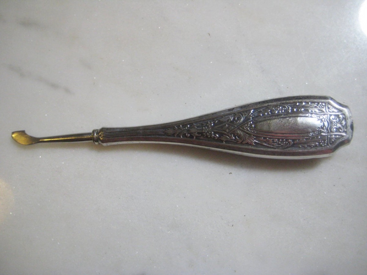 Can You Guess What These Old Beauty Products Were Once Used For? — Best ...