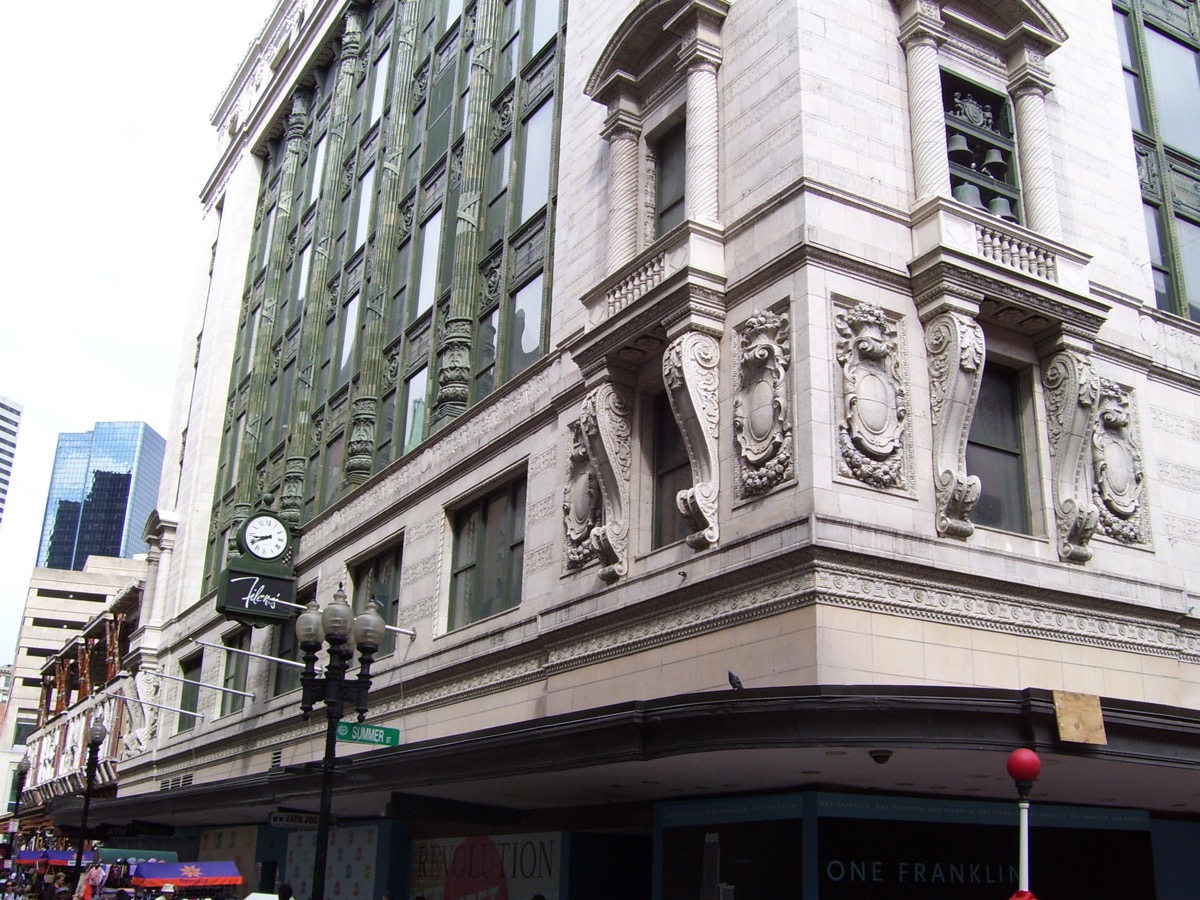 17 Once-Beloved Department Stores That Are Now Defunct — Best Life