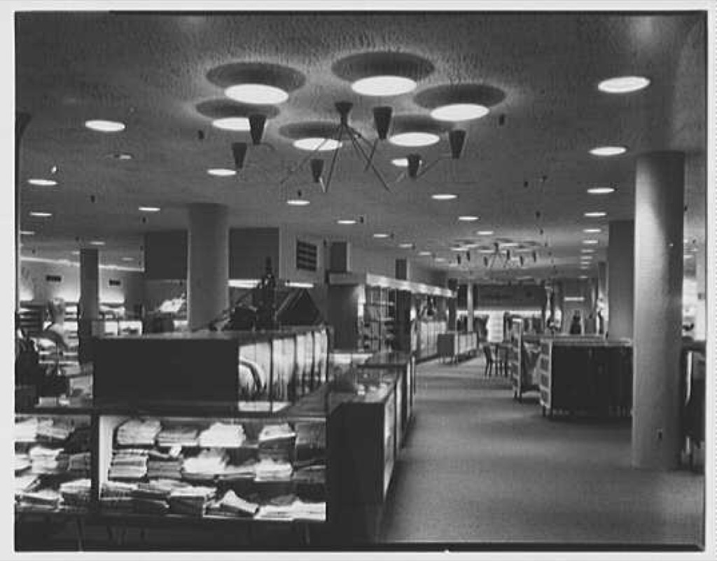 17 Once-Beloved Department Stores That Are Now Defunct — Best Life