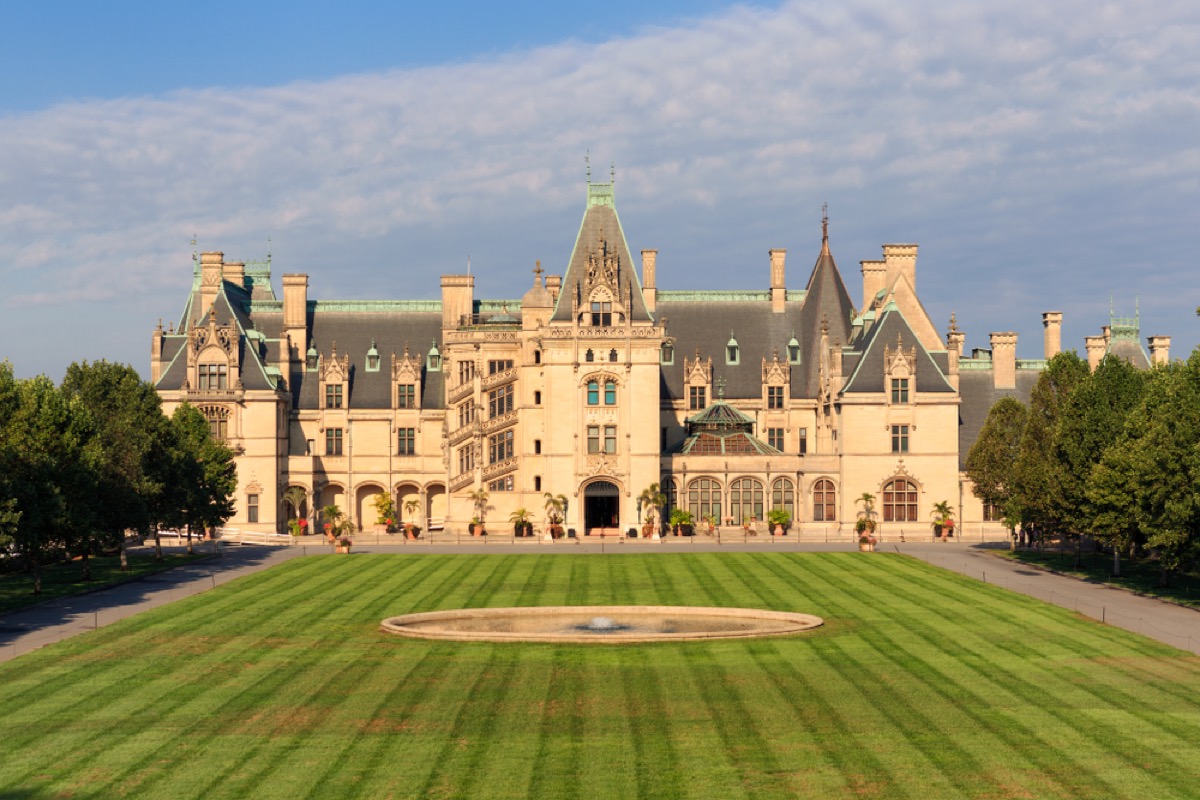 21 Facts About the Vanderbilt Family and More U.S. "Royal" Families