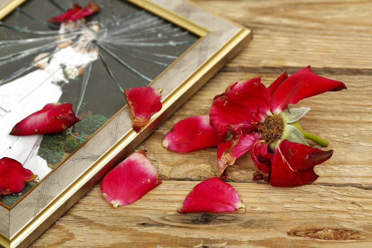 5 Home Items That Are Bad Luck, Feng Shui Experts Say