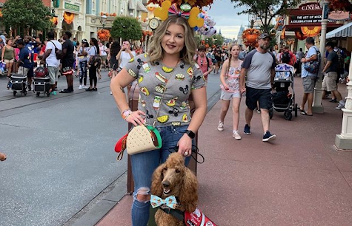 This Mom's Instagram Post About Her Service Dog Reminds Us That "Not ...