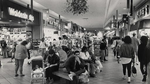 Vintage Mall Photos That Will Make You So Nostalgic — Best Life