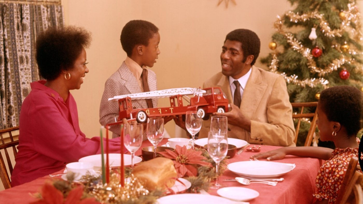 20 Ways Christmas Was Better in the '70s — Best Life