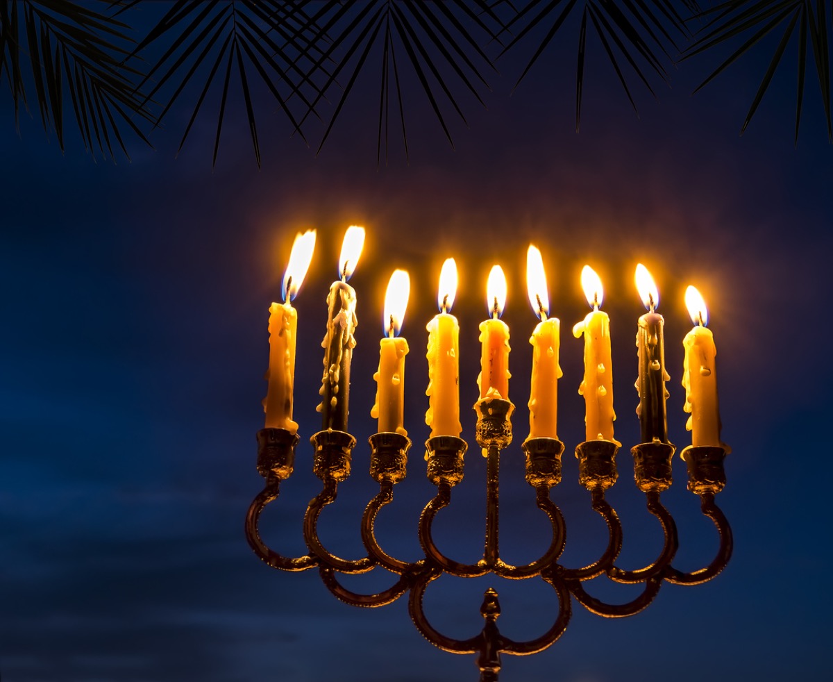 30 Amazing Facts About Hanukkah That'll Make Your Holiday Bright — Best ...