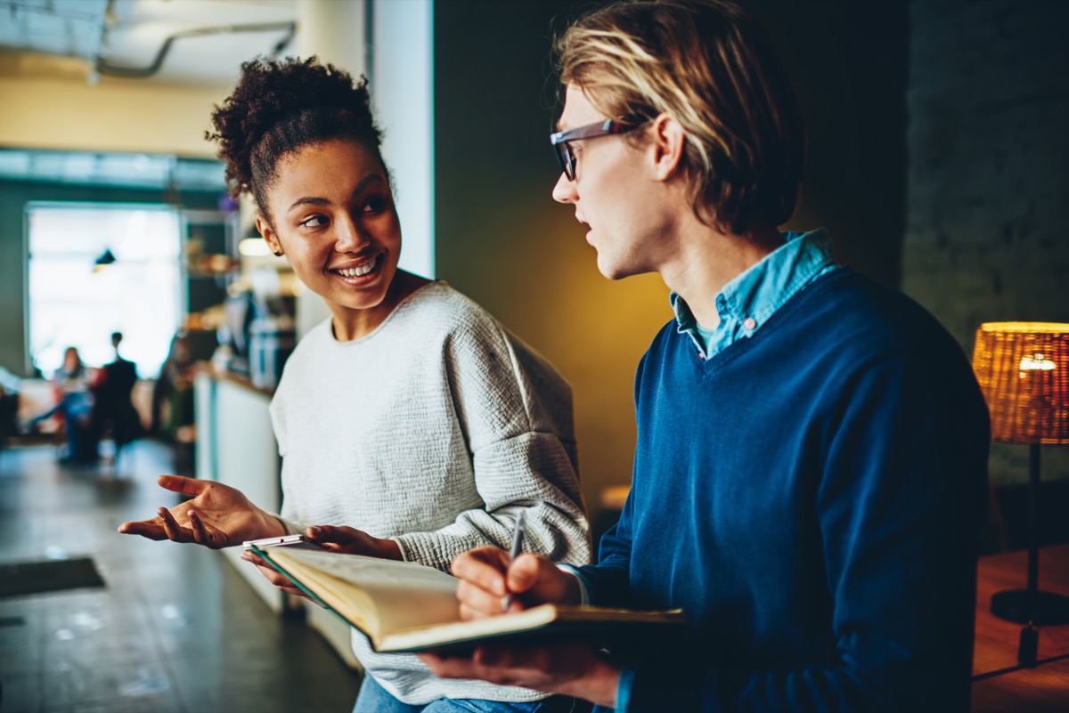 17 Subtle Signs You're a Poor Listener, According to Experts — Best Life