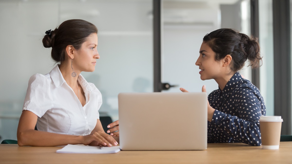 17 Subtle Signs You're a Poor Listener, According to Experts — Best Life