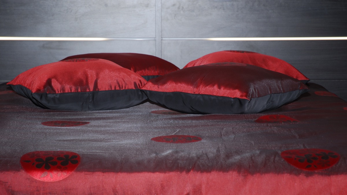 33 Weird Old Fads Kids Born After 2000 Will Never Understand — Best Life