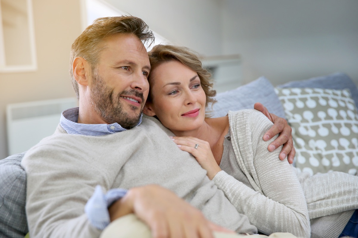 17 Reasons Dating in Your 40s Is So Challenging, According to Experts