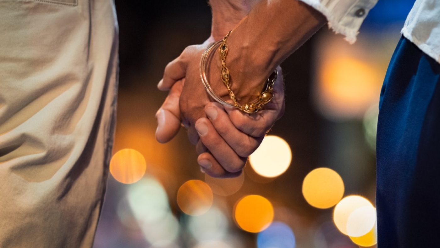 17 Reasons Dating in Your 40s Is So Challenging, According to Experts