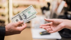 Using Your Phone While Shopping Makes You Spend More, Study Finds