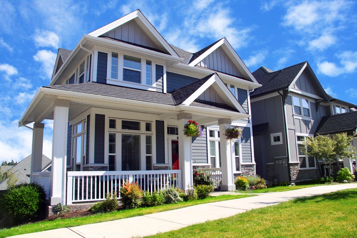 7 Small Towns Where You Can Live in an Affordable Mansion