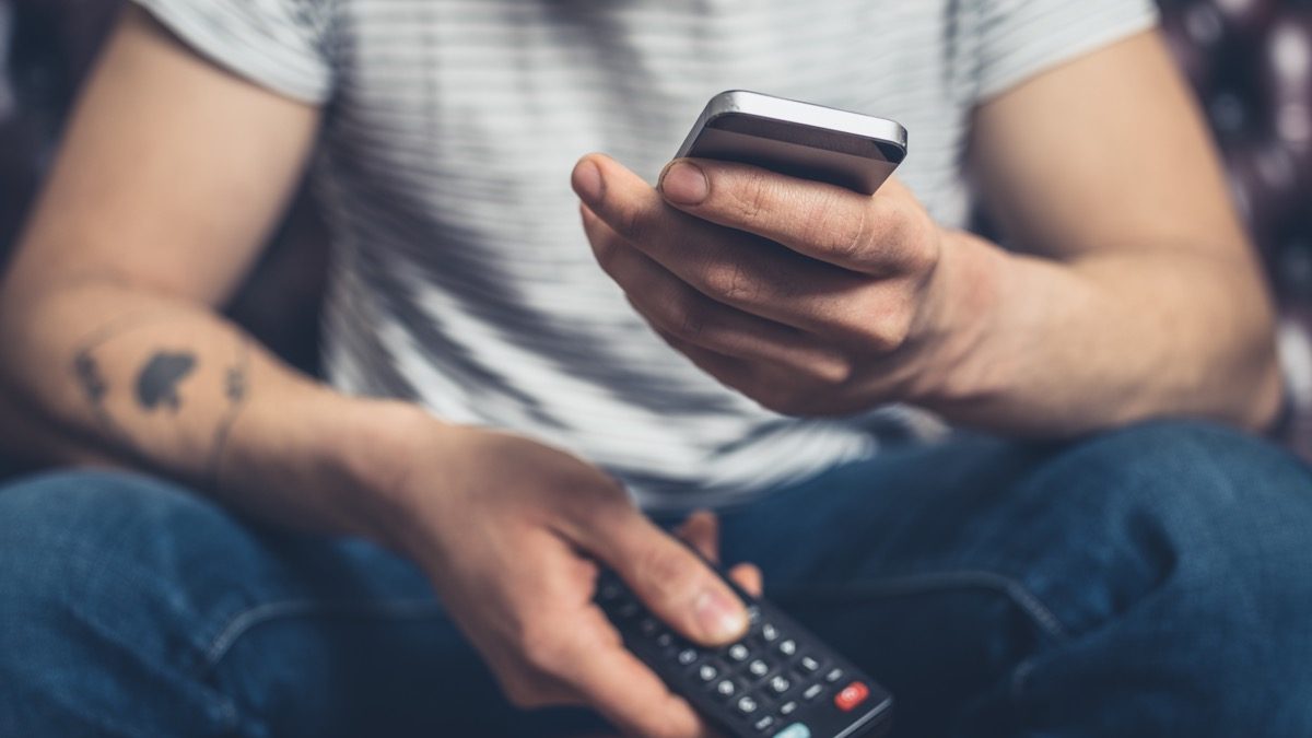 If You See This Message on Your Roku, It's a Scam, the Company Warns