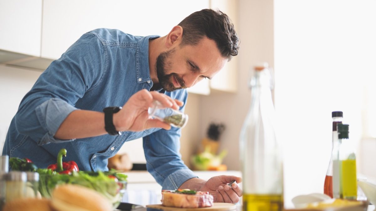 If the Texture of Your Spices Has Changed, Throw Them Out, Experts Say