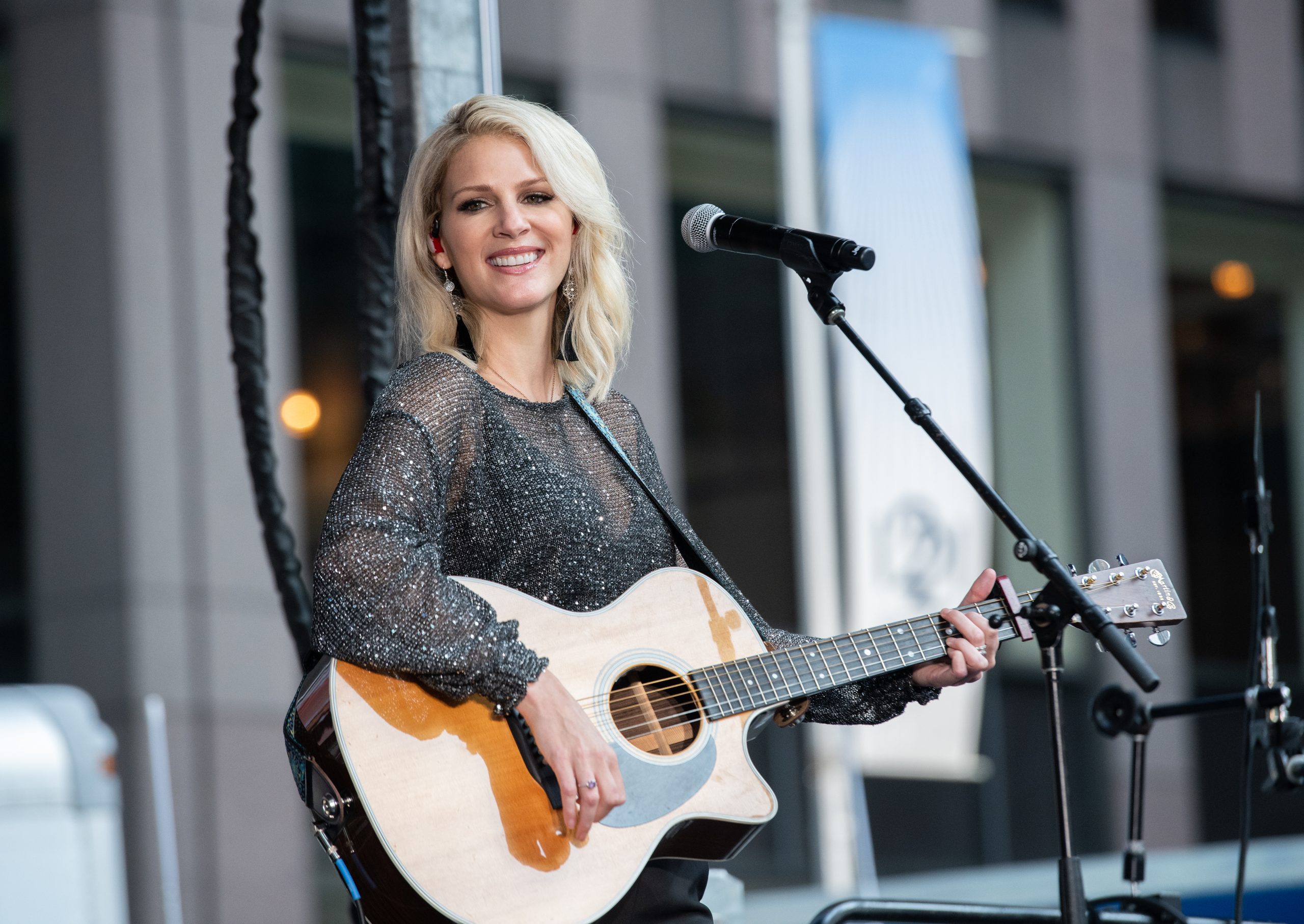 See John Wayne's Granddaughter, Who's a Country Music Singer