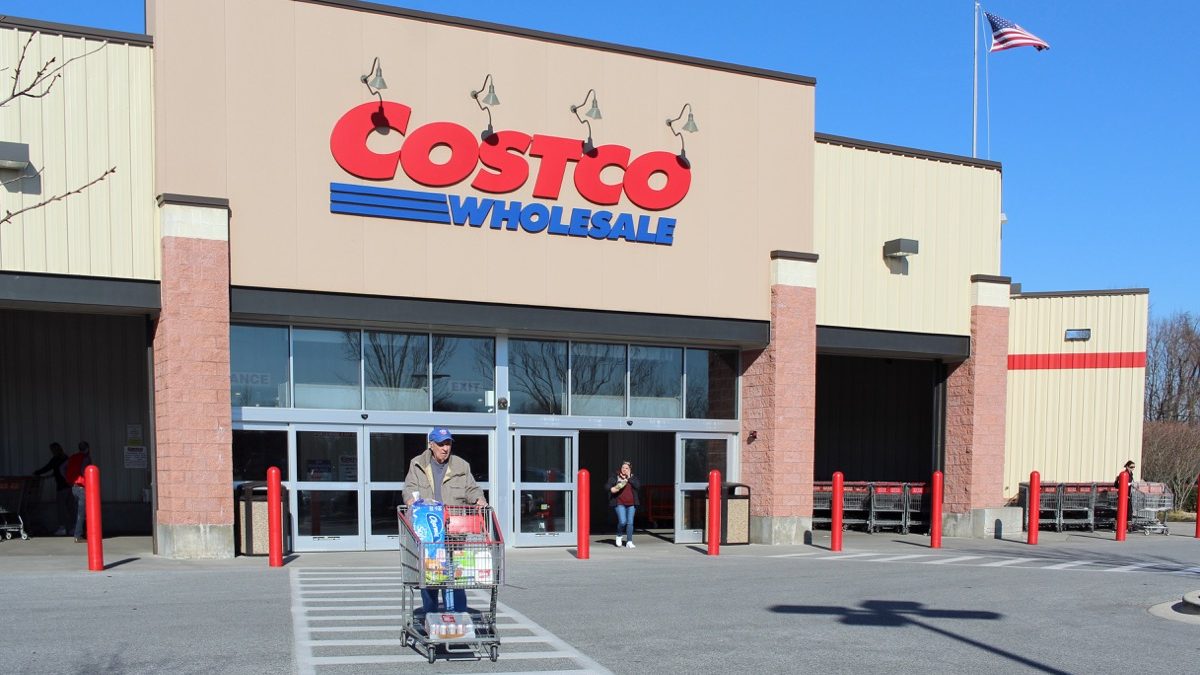 8 Warnings to Shoppers From Ex-Costco Employees — Best Life