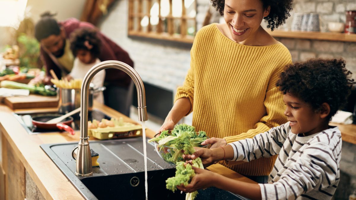 Never Wash Pre-Washed Vegetables Before Eating Them, Experts Warn ...