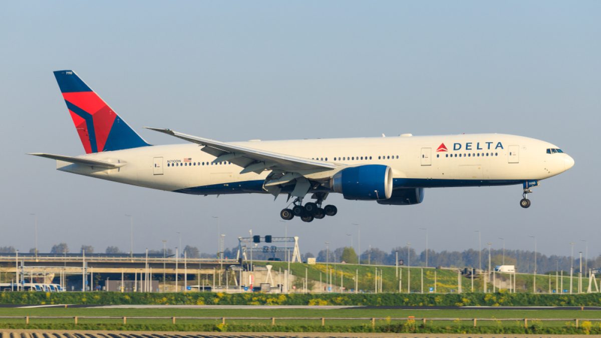 Delta Just Announced New Flights to Hawaii from 3 U.S. Cities — Best Life