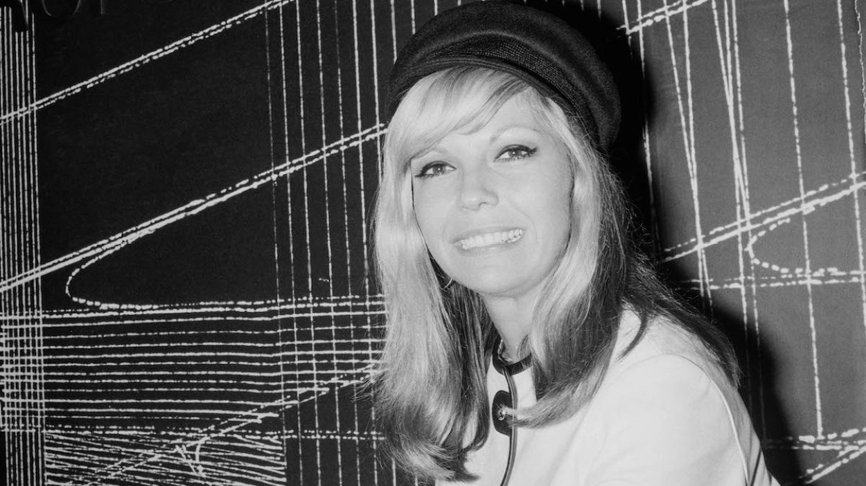 See Frank's Daughter & '60s Icon Nancy Sinatra Now at 81 — Best Life