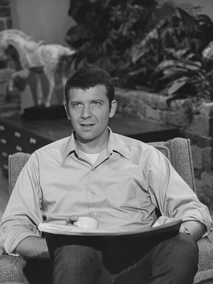 "Brady Bunch" Dad Robert Reed Refused to Say This 1 Line — Best Life