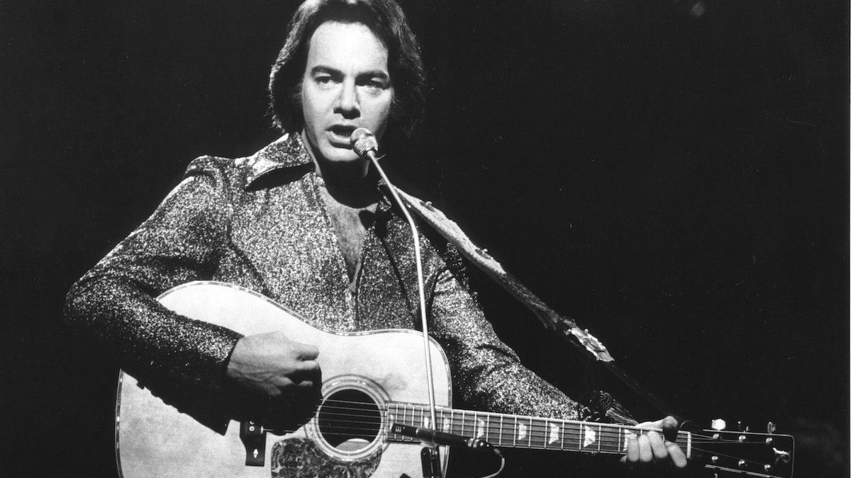 See Neil Diamond Now in a Rare Post-Retirement Appearance