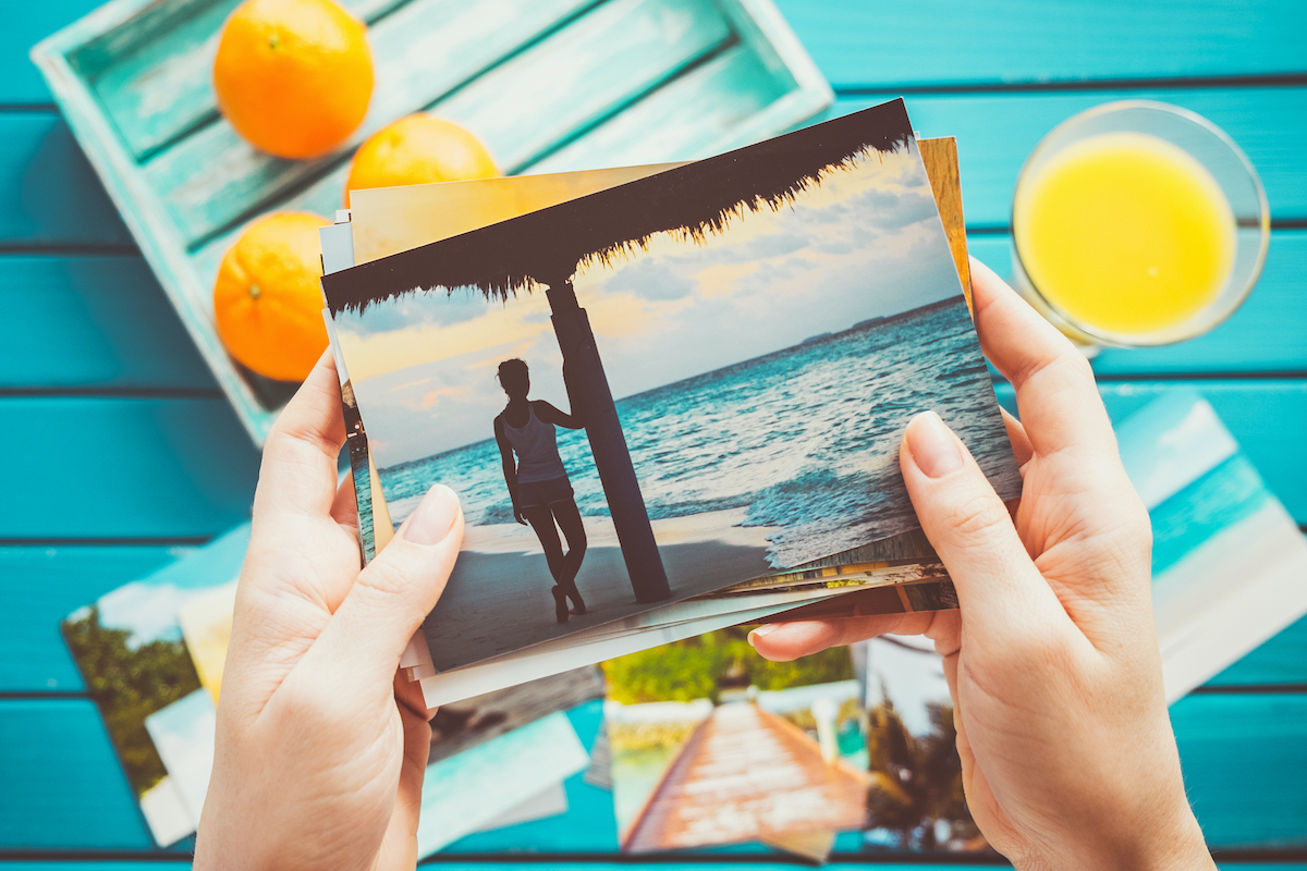 8 Best Hacks for Organizing Your Travel Photos, According to Experts ...