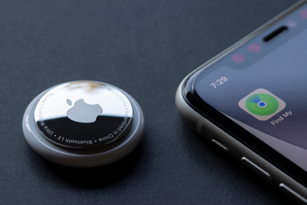 Putting an Apple AirTag in Your Luggage Can Keep It From Getting Lost