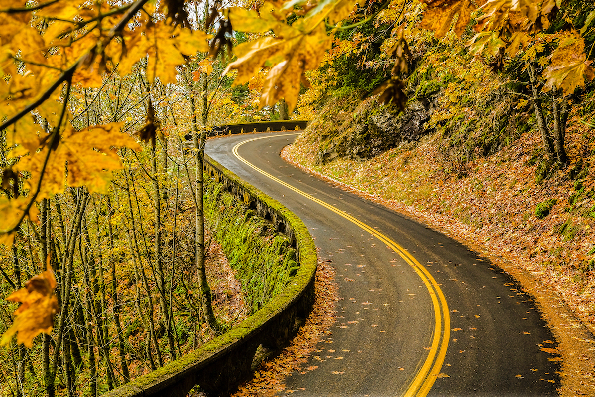 12 Best U.S. Road Trips to See Fall Foliage — Best Life