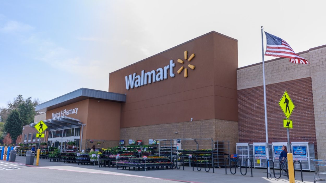 If You Bought This at Walmart, Stop Using It, Officials Warn After 62 ...