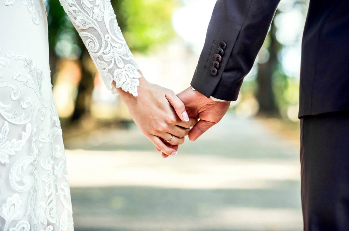 5 Signs Your Relationship Is Headed for a "Gray Divorce"