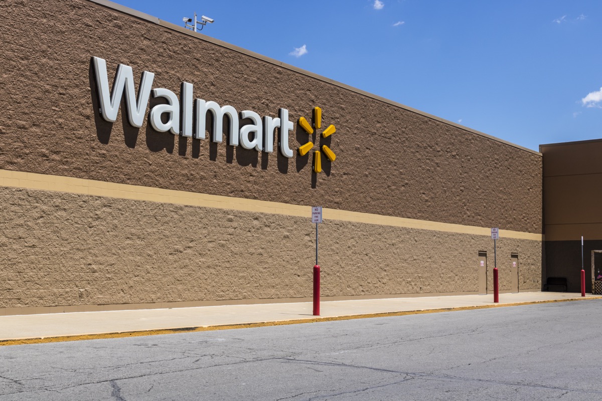 Walmart Is Closing 4 Chicago Stores by Sunday — Best Life