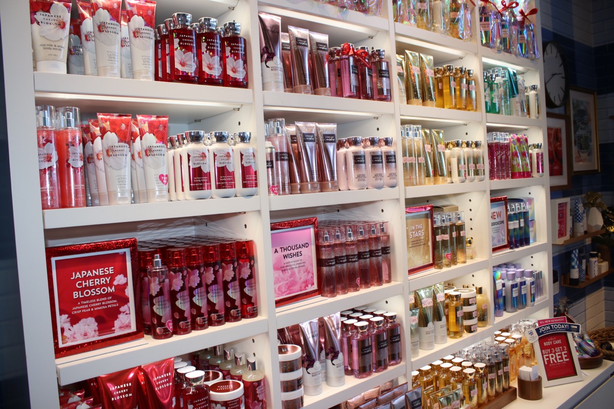 The Bath & Body Works Scent You Should Use, Based on Your Zodiac Sign