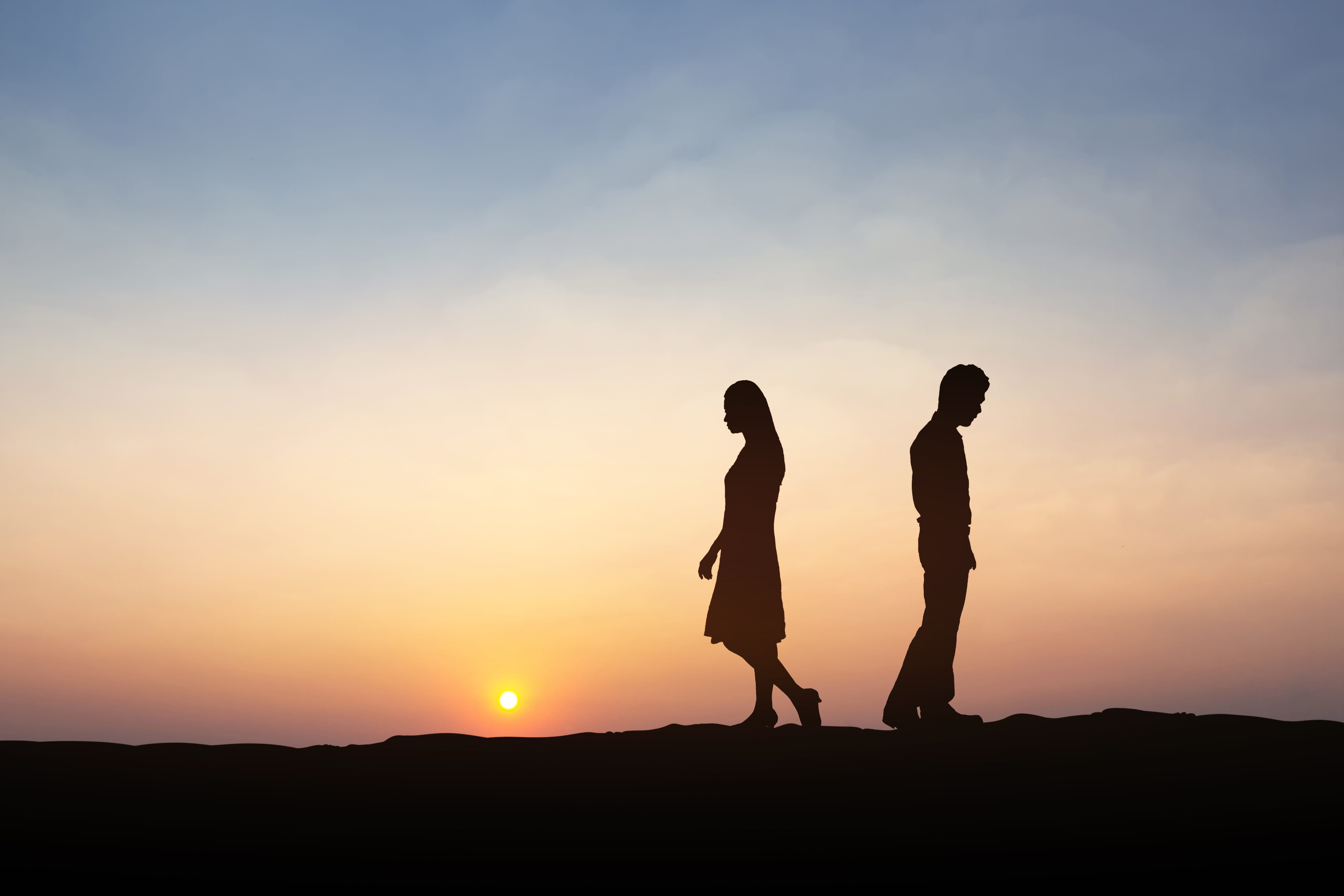 How Do I Tell If He Loves Me? 15 Signs a Man Is Falling in Love