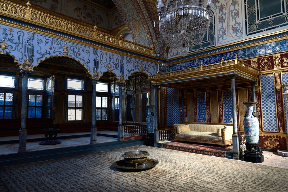 The 10 Best History Museums for Your Bucket List — Best Life