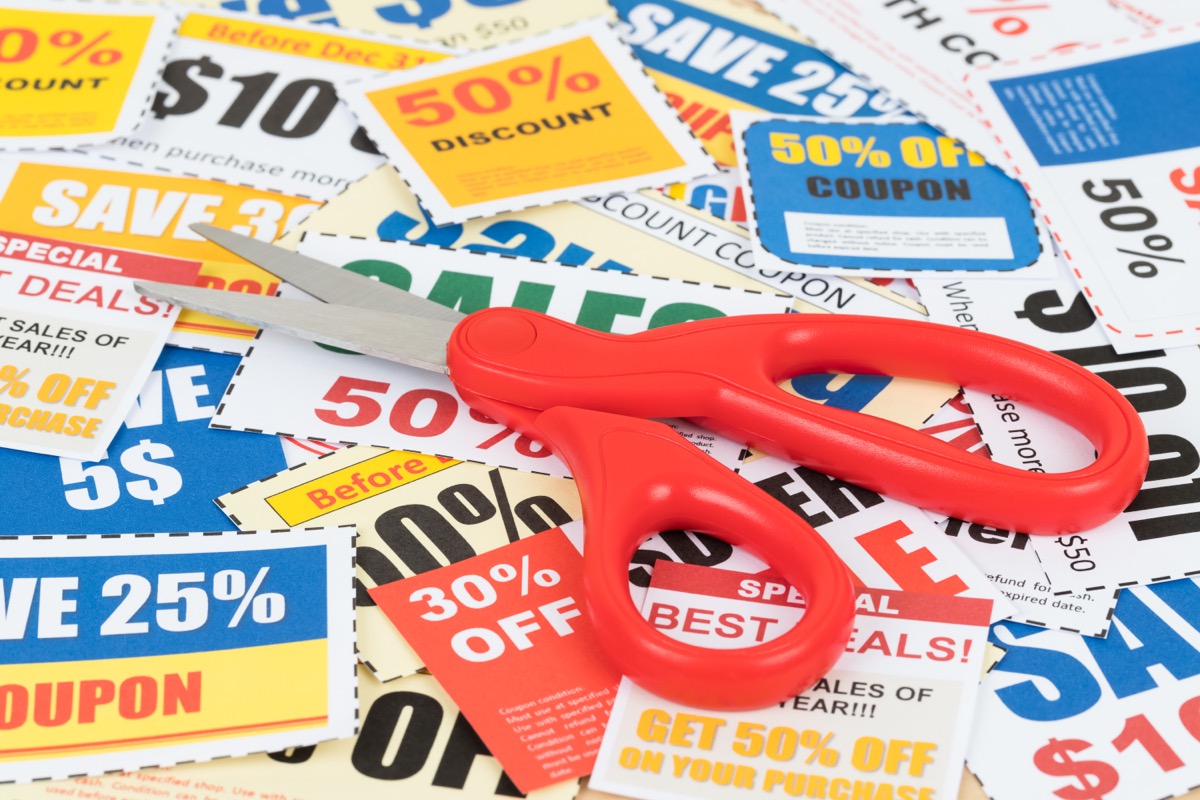 24 Smart Shopping Habits That Will Save You Tons of Money