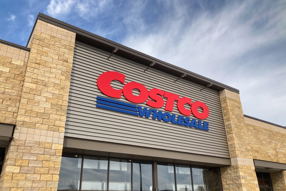 Shoppers Ditching Costco for BJ's Amid Membership Crackdown